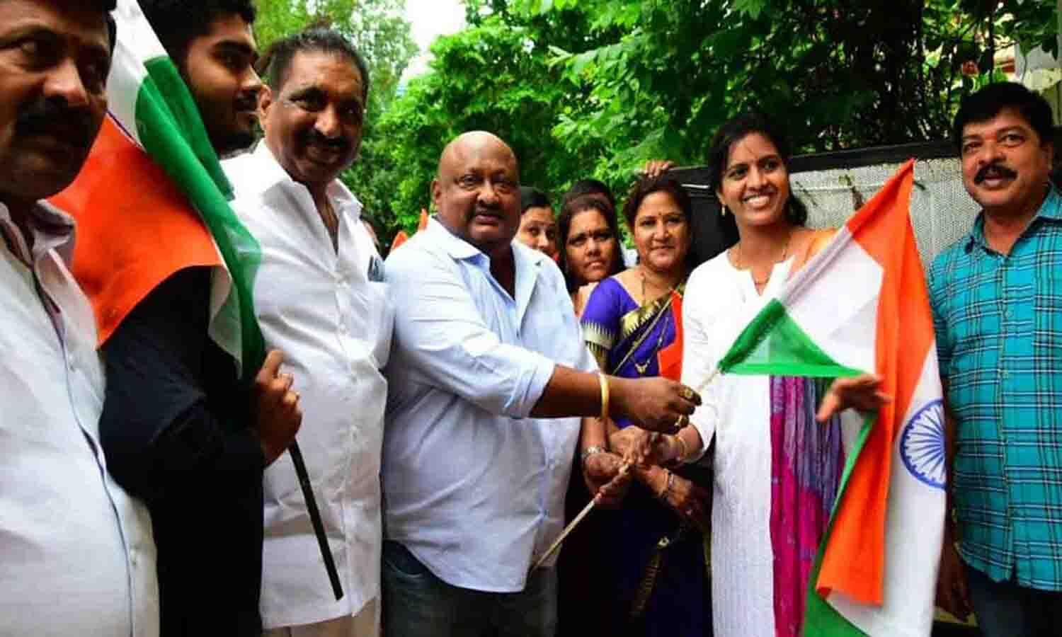 75 ఏళ్లలో భారతదేశం చాలా దేశాలకు రోల్ మోడల్‌గా నిలిచింది | India has ...