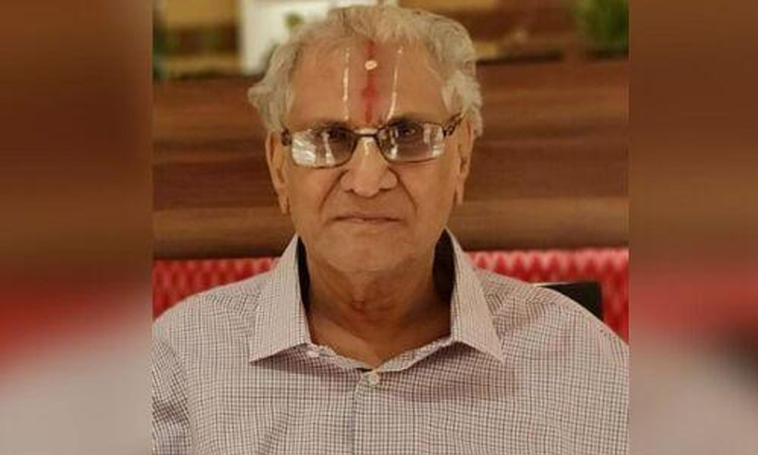 భూకబ్జాదారుల నుండి హైదరాబాద్‌లో ఎన్నో విలువైన భూములను కాపాడిన న్యాయవాది ...