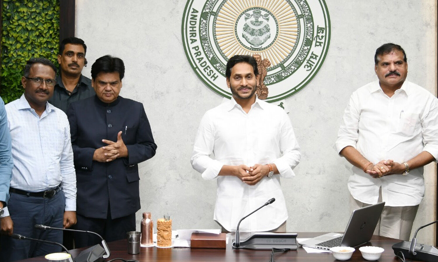 ఇవాళ్టి నుంచి గోరుముద్దలో రాగి జావ లాంఛనంగా ప్రారంభించిన సీఎం జగన్ 4811