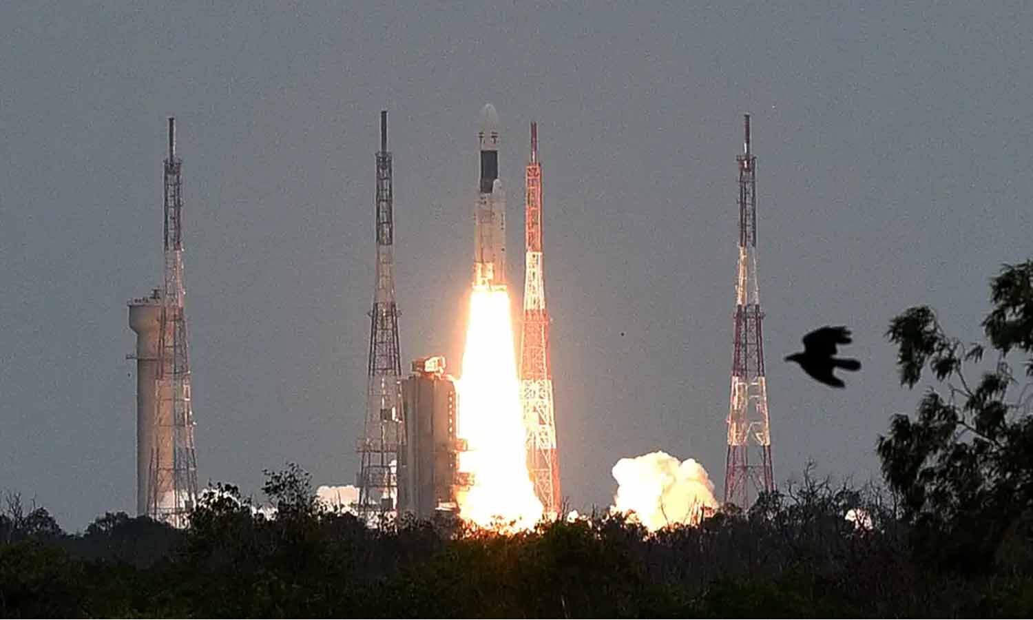 మరో భారీ రాకెట్ ప్రయోగానికి సిద్ధమైన‌ ఇస్రో | ISRO to Launch LVM3 ...