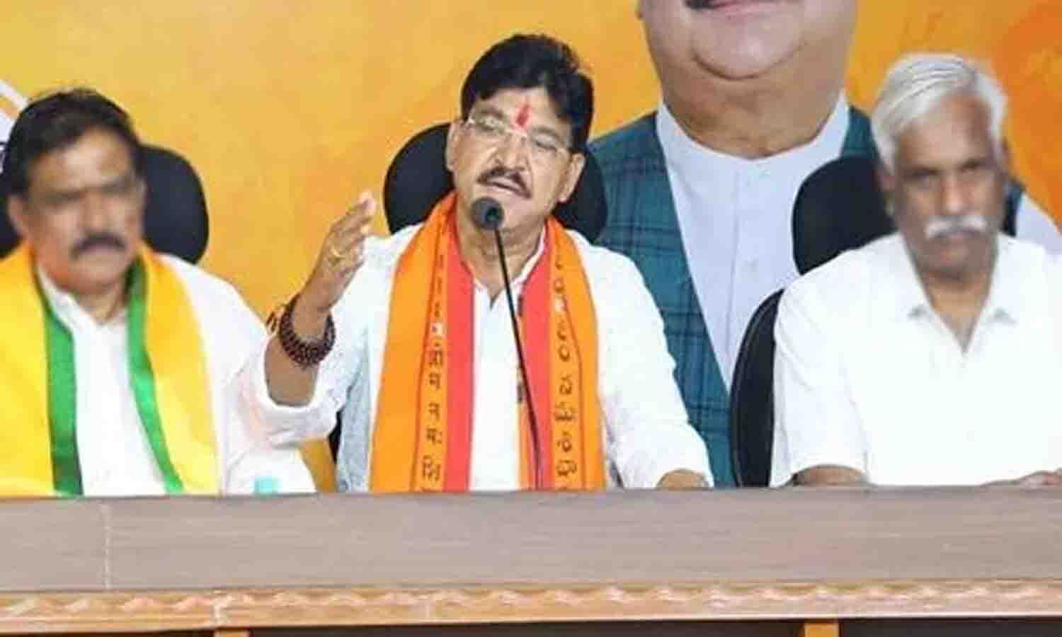 సీఎం రేవంత్ రెడ్డికి అహంకారం తలకెక్కింది : ఆర్మూర్ ఎమ్మెల్యే | BJP MLA ...